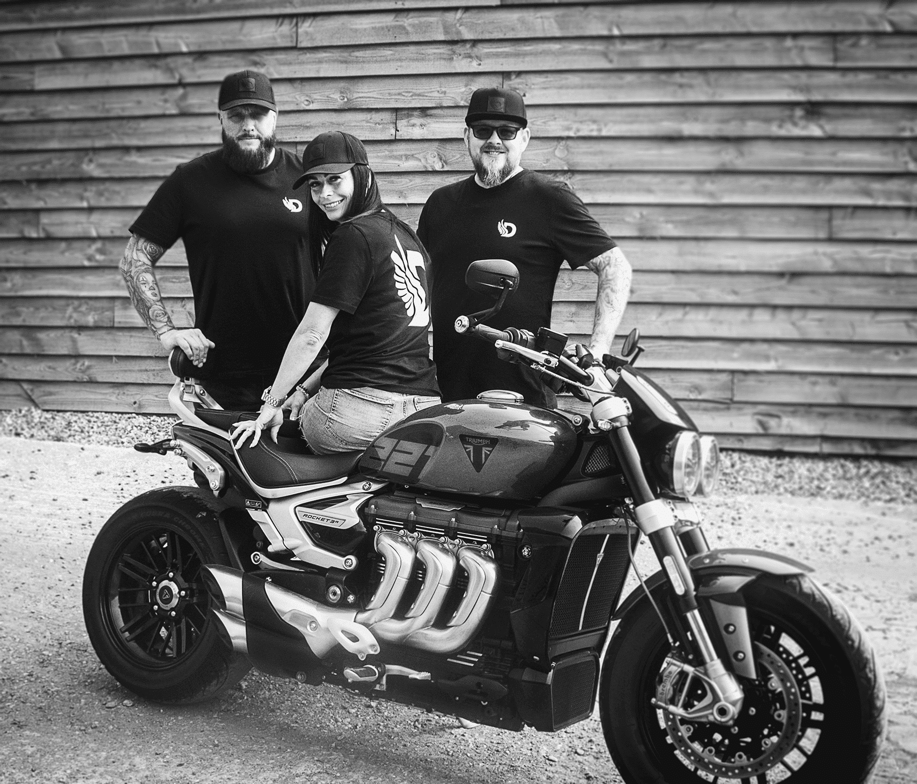 About Us - DROW Wear